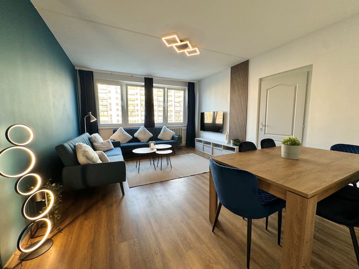 Szigony Residence - Spacious Apt - Hungary