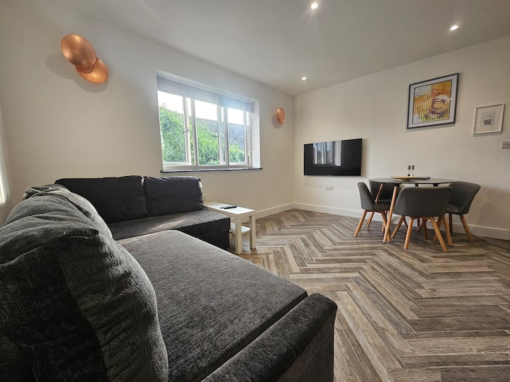 Apollo 16-1 Bed Town Center - Harpenden