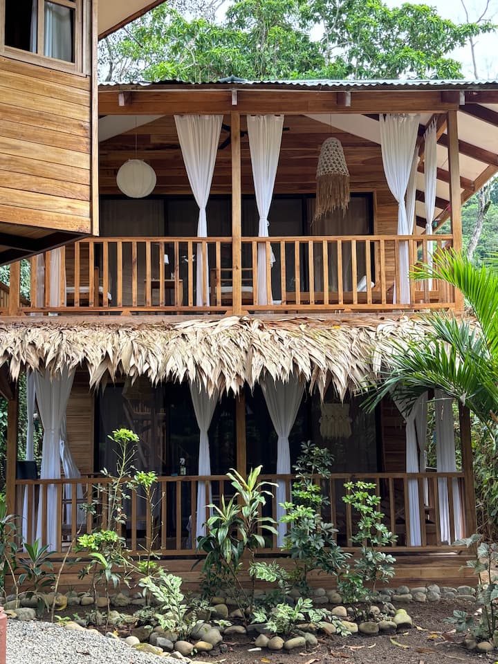 Mangovilla Coco - Kids Welcome Apt. Upper Floor - Puerto Viejo de Talamanca