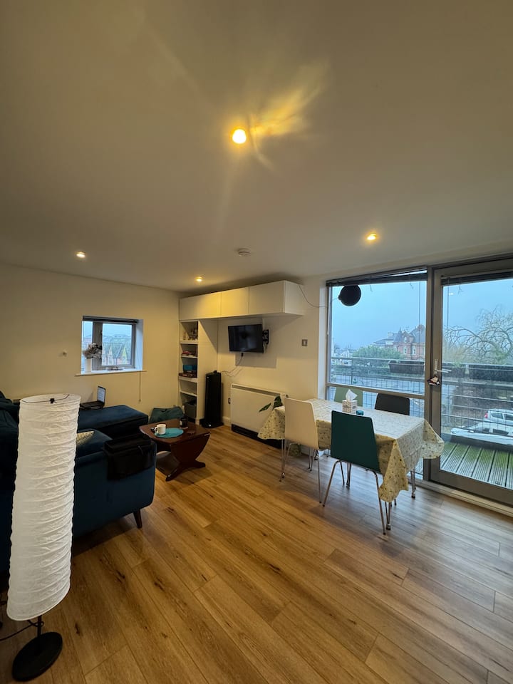 Flat Out Fabulous In The Heart Of Nottingham - Nottingham