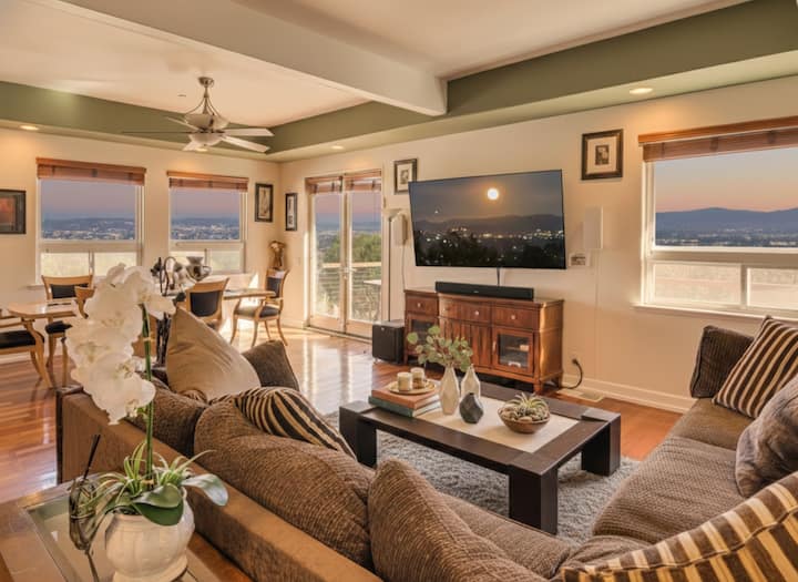 Mountain View | Fully Private | 2800sq/ft | 3/2.5 - Thousand Oaks