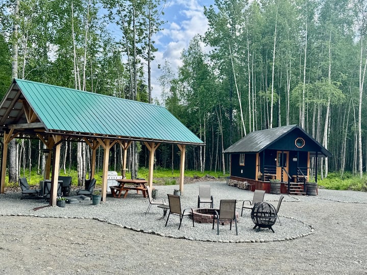 The Wiley Wolf Retreat - Talkeetna