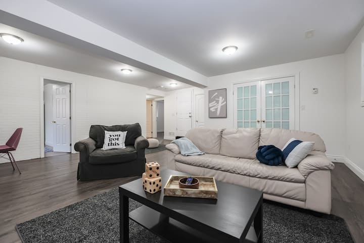 Cozy 2br Home - 溫莎