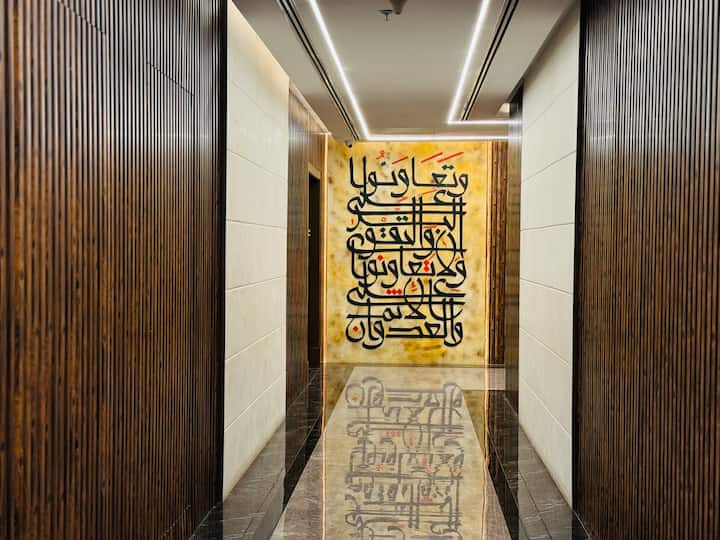 Spacious 3-bedroom Apartment Near Al Khan Beach - Sharjah