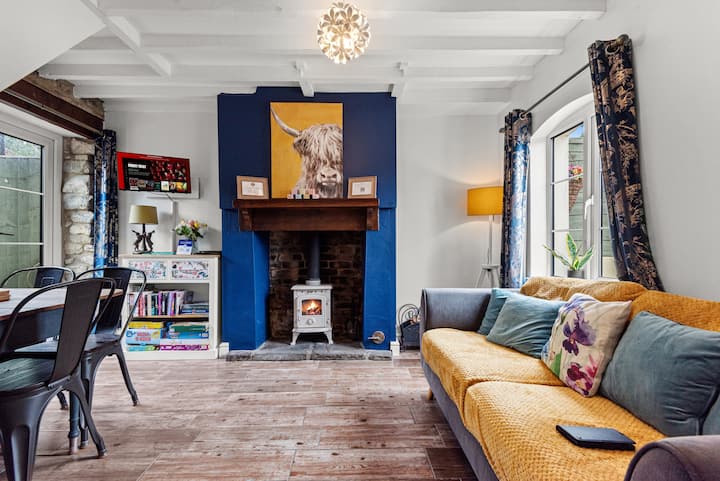 Cosy And Pet Friendly 2-br Cottage Near Stroud - Stroud, UK