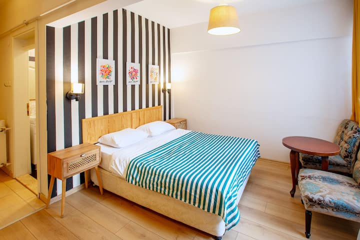 Bright Studio Near Taksim Metro & Havabus - Estambul