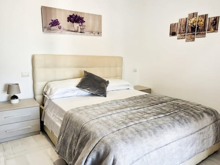 Smeralda Flats, 2 Camere Ampio Terrazzo & Parking - Olbia