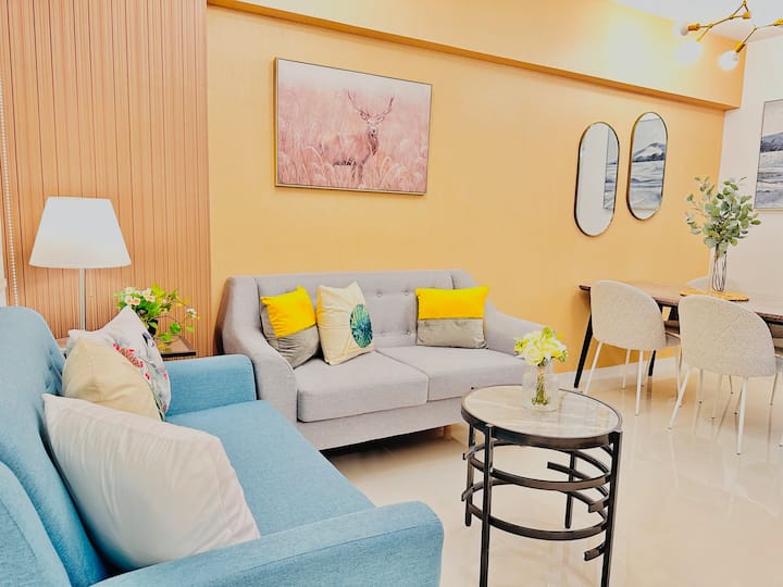 Casa Viera 2br 27th Near Tomas Morato I 200 Mbps - Quezon City