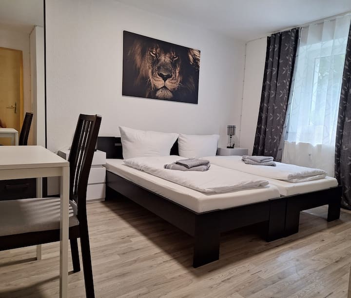 Ein Zimmer Apartment - Wurtzbourg