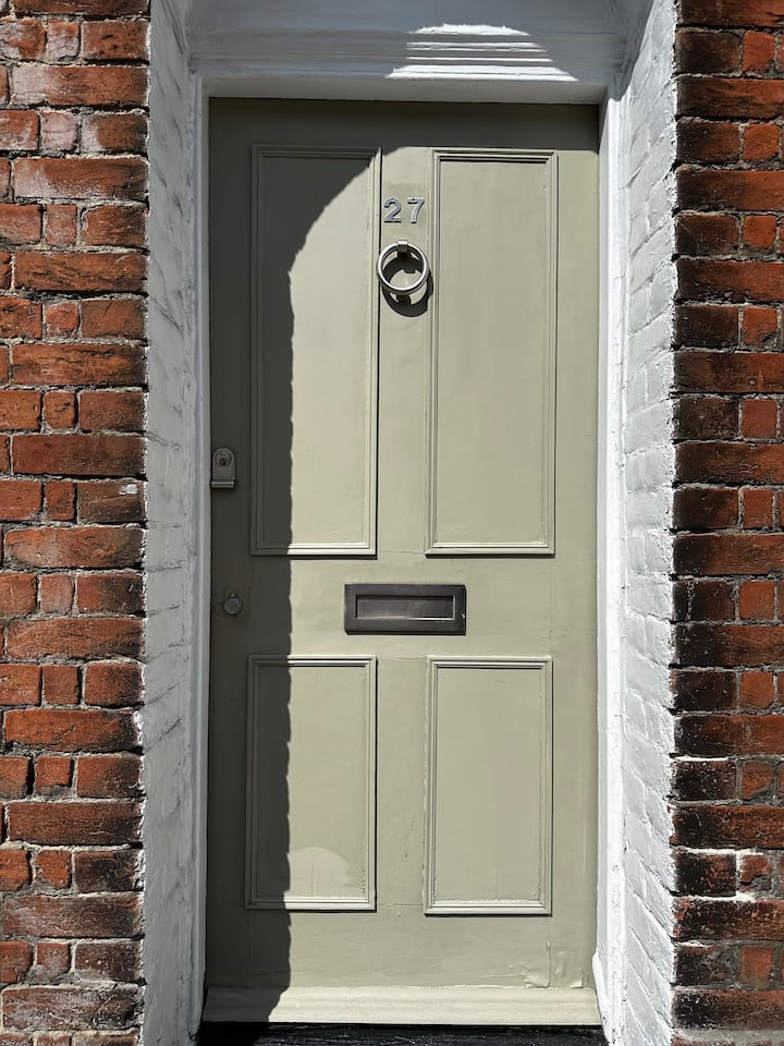 Historic Cottage In Canterbury - Cathedral Views - Canterbury