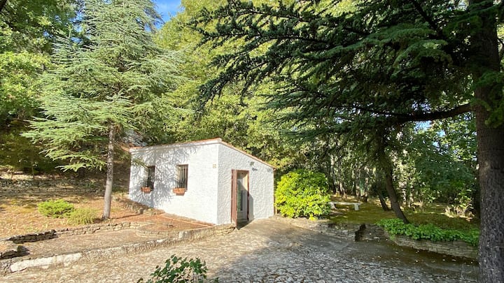 Studio Paisible De 15m2 Au Pied Du Luberon - Ménerbes