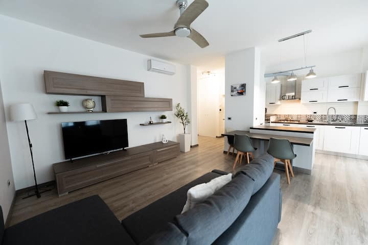 Appartamento Con Parcheggio Privato - Milano