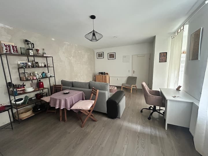 Cozy Courtyard Studio In Friedrichshain - Berlín