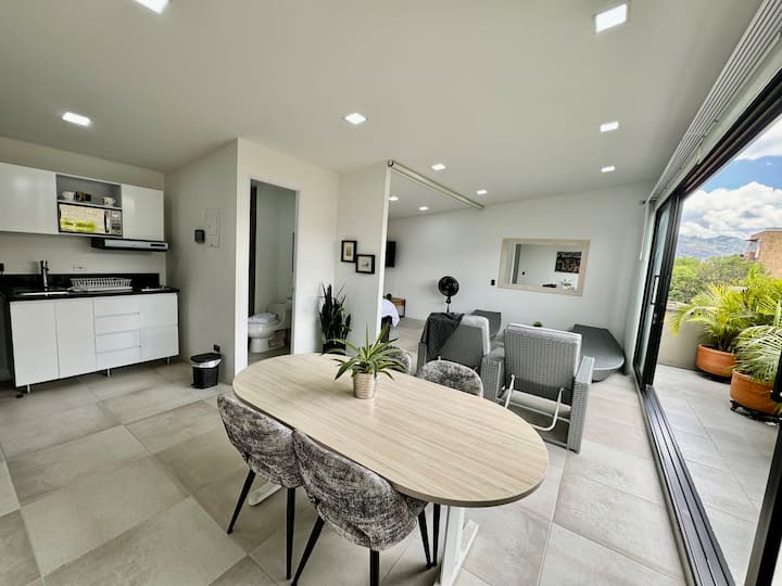 Apartamento601 Conac Luxury Laurelesla 70 C/balcón - Medellin, Antioquia, Colombia