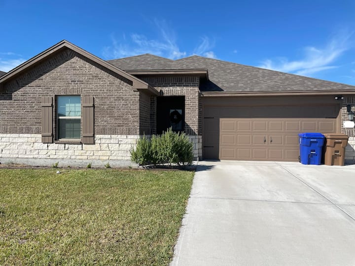 Beautiful Pet Friendly Home In Corpus Christi - Corpus Christi, TX