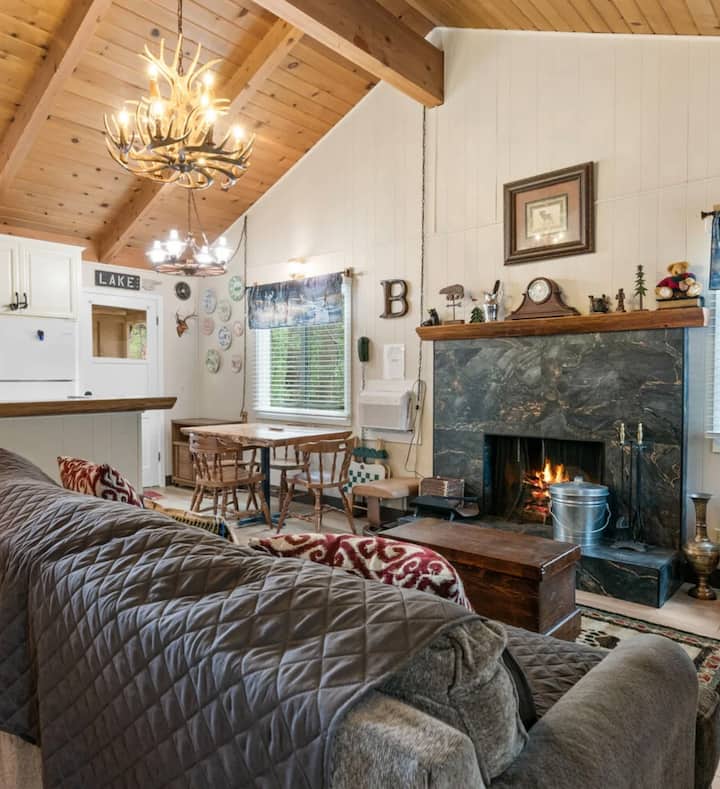 Knotty Pine Chalet - Big Bear Lake, CA