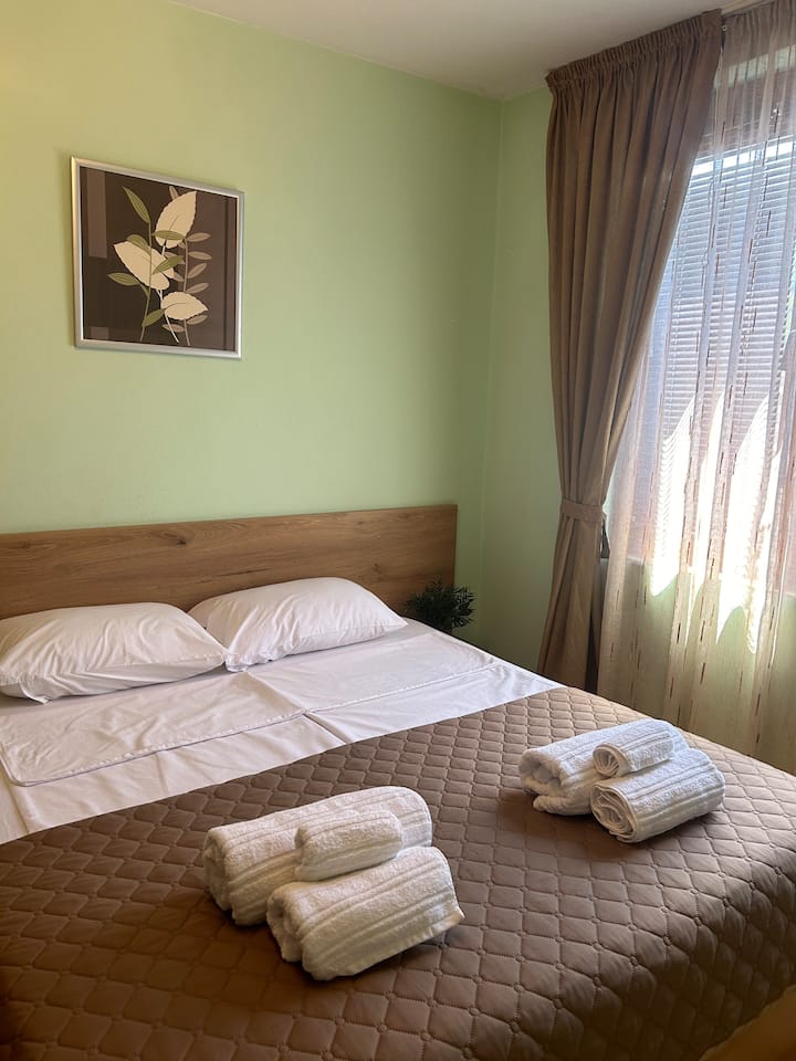 Zhanet’s Apartment 2 - Petrič