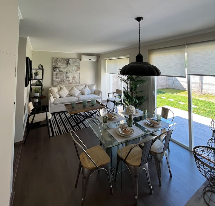 Casa En Linderos, Buin | Amplia Y Acogedora - Buin