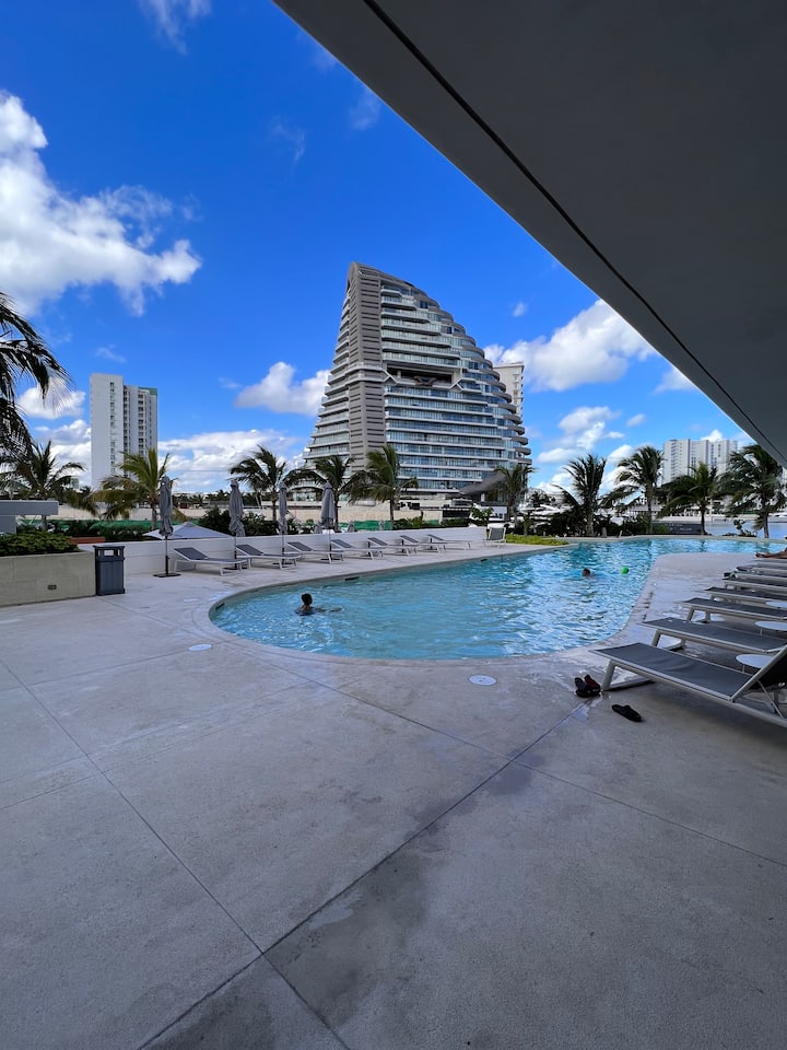 Espectacular Casa Con Marina - Cancún