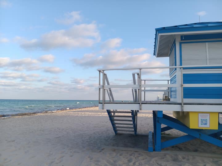 The Hollywood Beach Experience - Dania Beach, FL