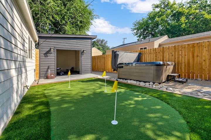 Modern Boise Retreat W/ Backyard Oasis - Boise, ID