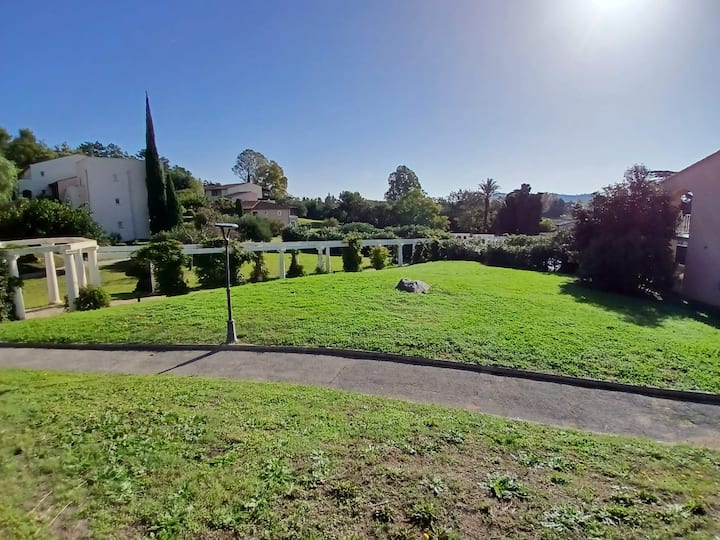 Appartement Grimaud Bord De Mer - Gassin