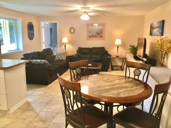 Jewel Lake Retreat! Large & Unique Space ❤️ - Anchorage, AK