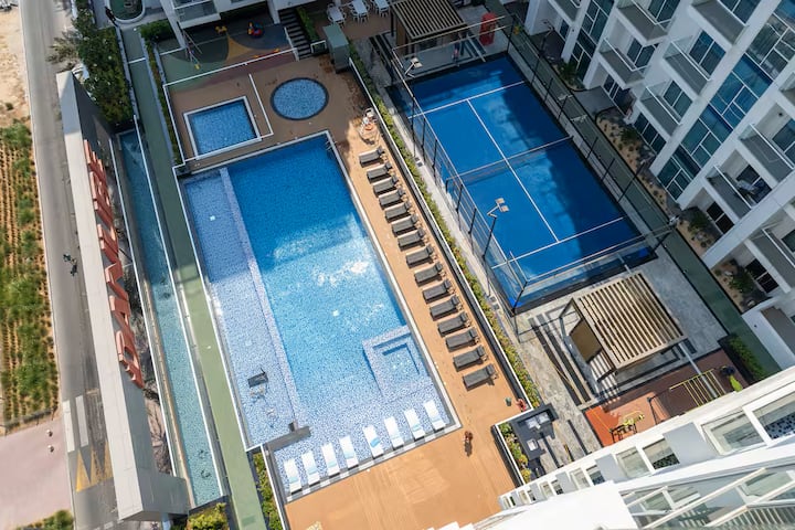 Vogue | Pearlz By Danube Near Ibn Battuta Mall - Dubái