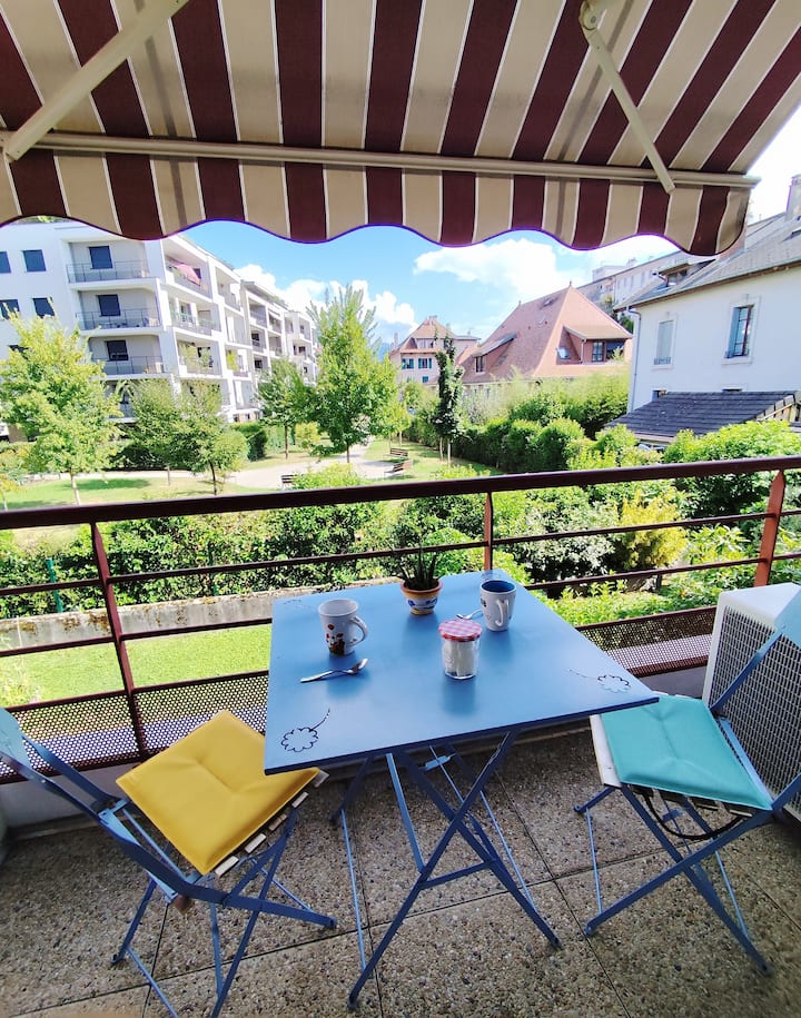 « Côté Lac » T3 Vue Jardin, Calme, Clim & Garage - Annecy