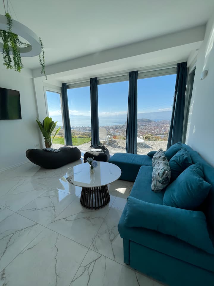 Citytop Nest - Magnificent View - Lake Ohrid