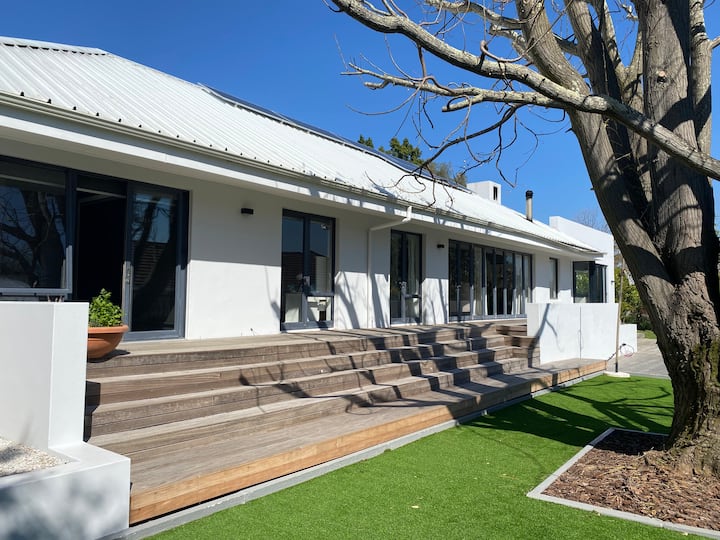 Stellenbosch Family Home - Stellenbosch