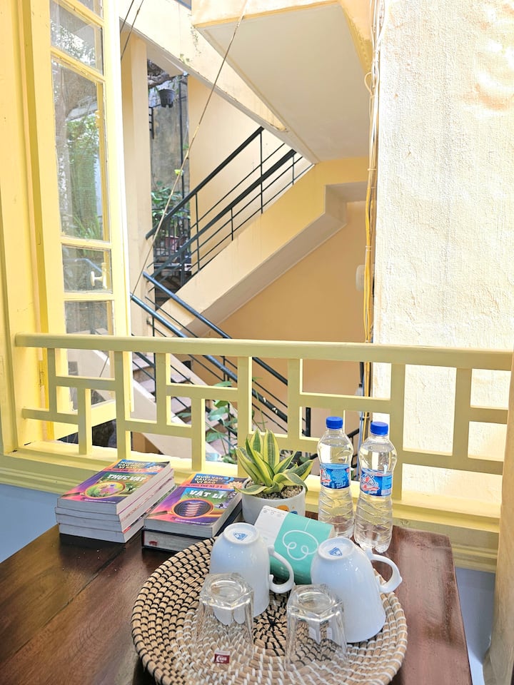 Quiet House In Garden View - Thach Ban