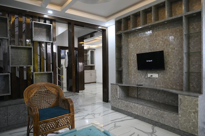 Sadguru Vatika - Lucknow