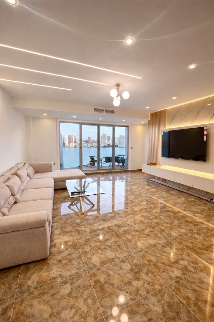 Le F3 Luxueux Au Front Mer D’oran - Oran