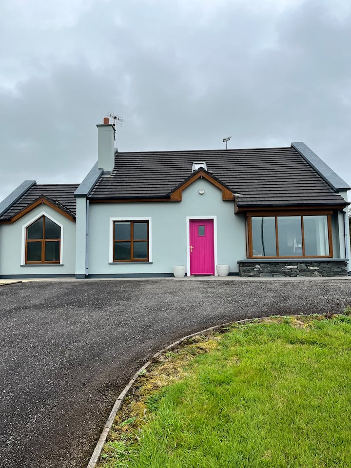 House No 6 , Dingle Lispole Holiday Homes - Dingle