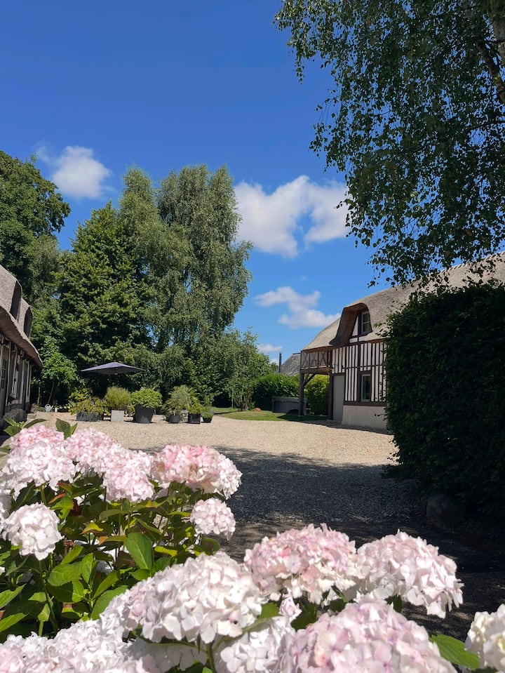 La Petite Chaumière Près Des Plages Normandes - Veules-les-Roses
