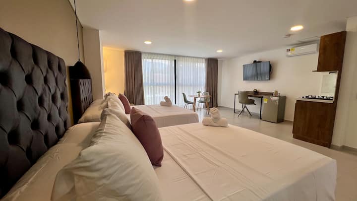 Apt 5 Stars +Wifi+ac+great Location @Medellin304 - Medellín