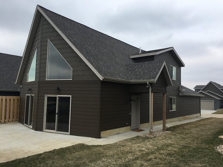 3 Bedroom Cabin With Loft - Okoboji, IA