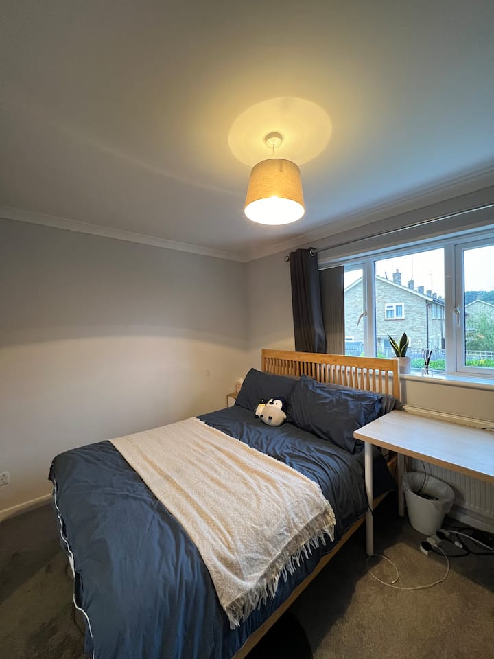 Room Near Gatwick Airport - Crawley