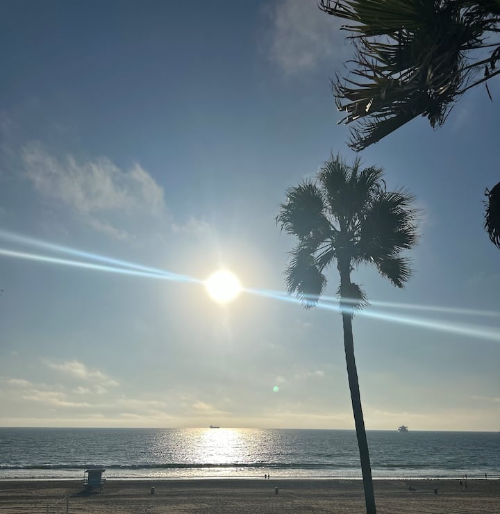 Beach Front Paradise: Manhattan Beach Strand House - Redondo Beach, CA
