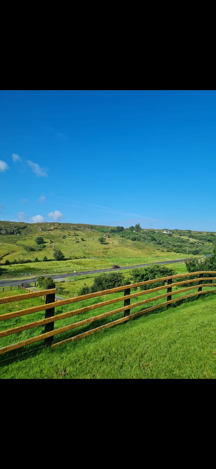 The Old Homestead (With Direct Access To Greenway) - Portnoo