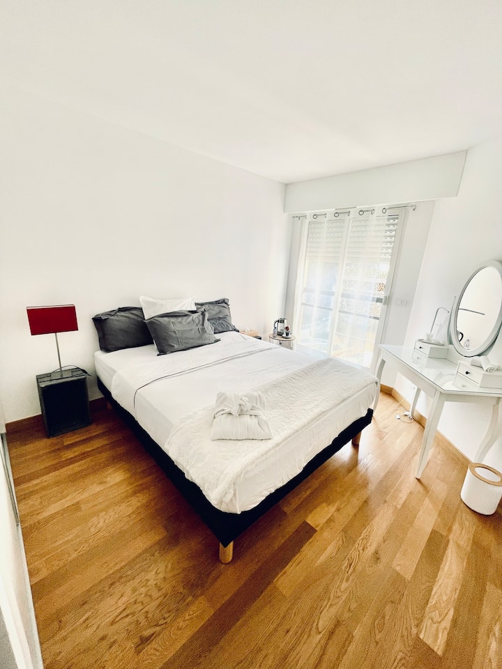 Magnifique Chambre D'hôte Vue Sur Mer Et Monaco - Monaco