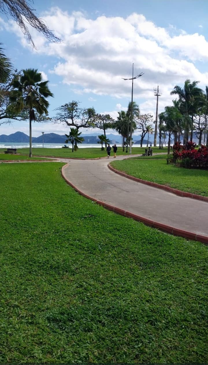 Aluga-se Kitchenete Para Temporada. - Santos State