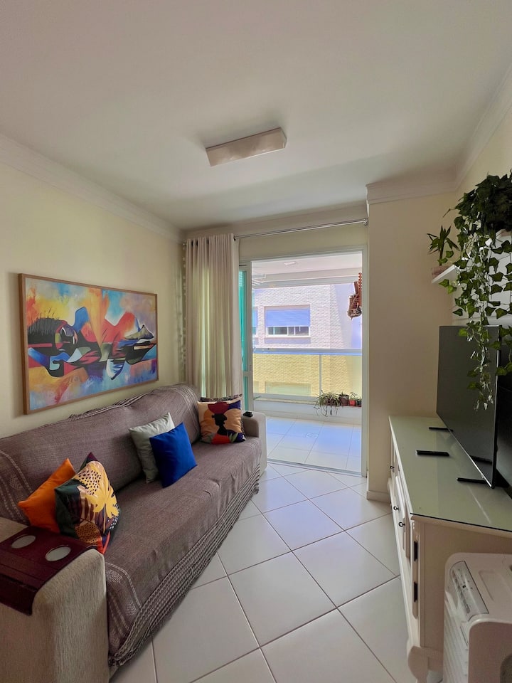 Apto 2 Dormitórios - 450m Da Praia Das Gaivotas - Florianópolis