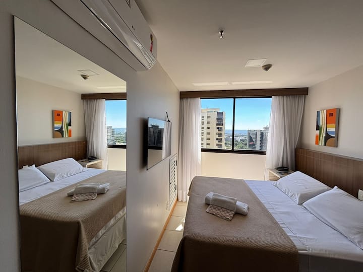 Flat Espaçoso,  Moderno E Confortável. - Brasília