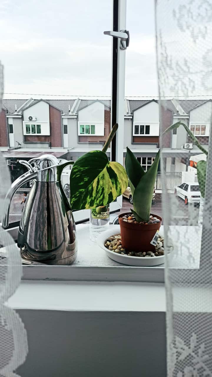 Entire New Villa 3b2br:0deposit+parking+kitchen+wf - Serendah