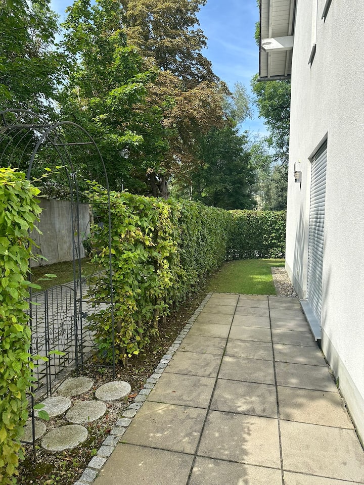 *Luxus Pur*endhaus 3sz Mit Garten,kamin, Klima - Taufkirchen