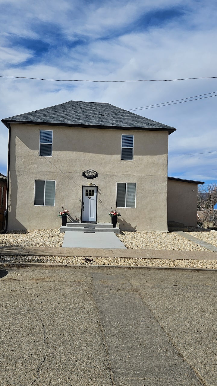 The O'neill's Apartment 3 - 2 Bedroom - Trinidad, CO