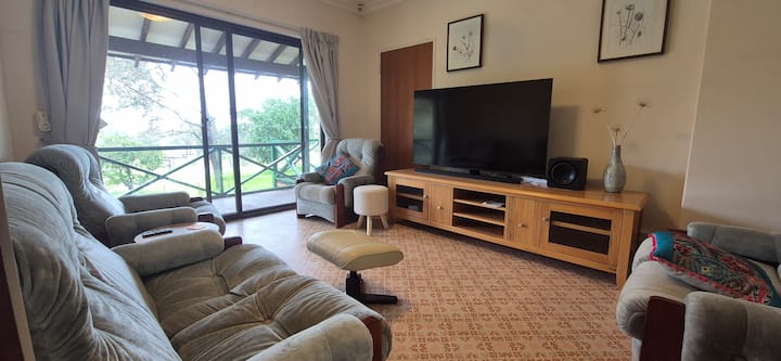 The Foothills Retreat: 2br, Hiking, Fresh And Lush - Kalamunda