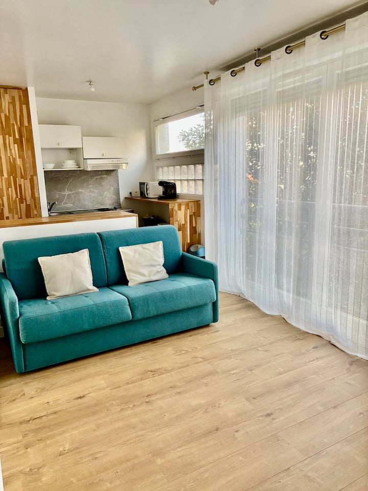 Nanterre Aeroschool Parisla Défensearena Studiopkg - Nanterre